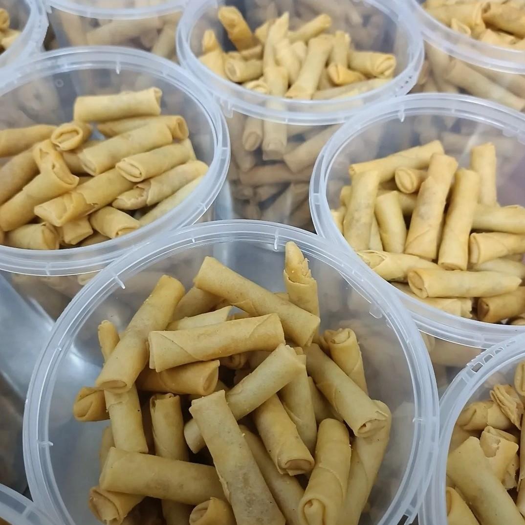 1kg Mini Popia, Food & Drinks, Packaged & Instant Food on Carousell