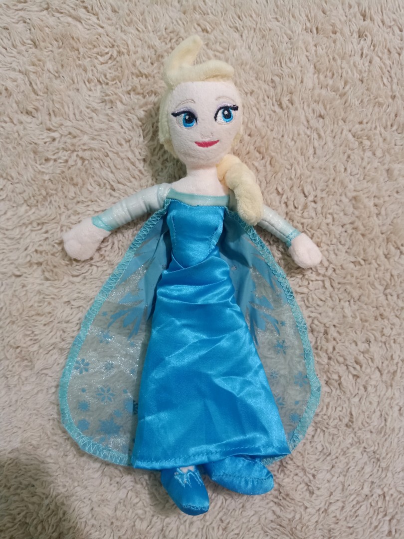 ORIGINAL DISNEY CUTE ELSA DOLL (11 inches), Hobbies & Toys, Toys ...