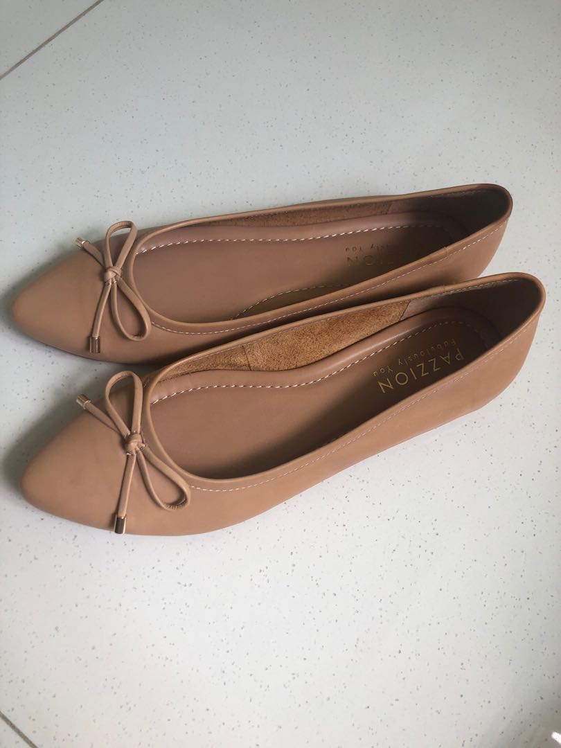 Passion Camel Flats, Women's Fashion, Footwear, Flats on Carousell