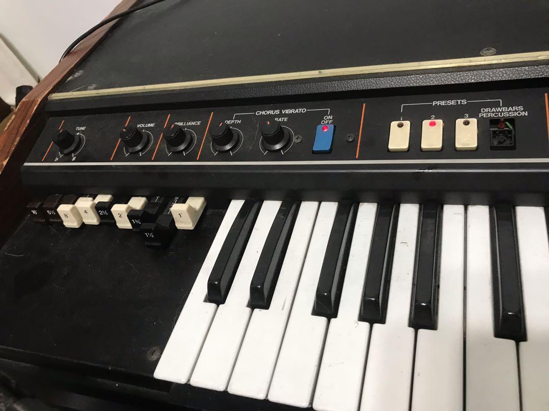 Roland VK1 Combo drawbar organ, Hobbies & Toys, Music & Media, Musical ...