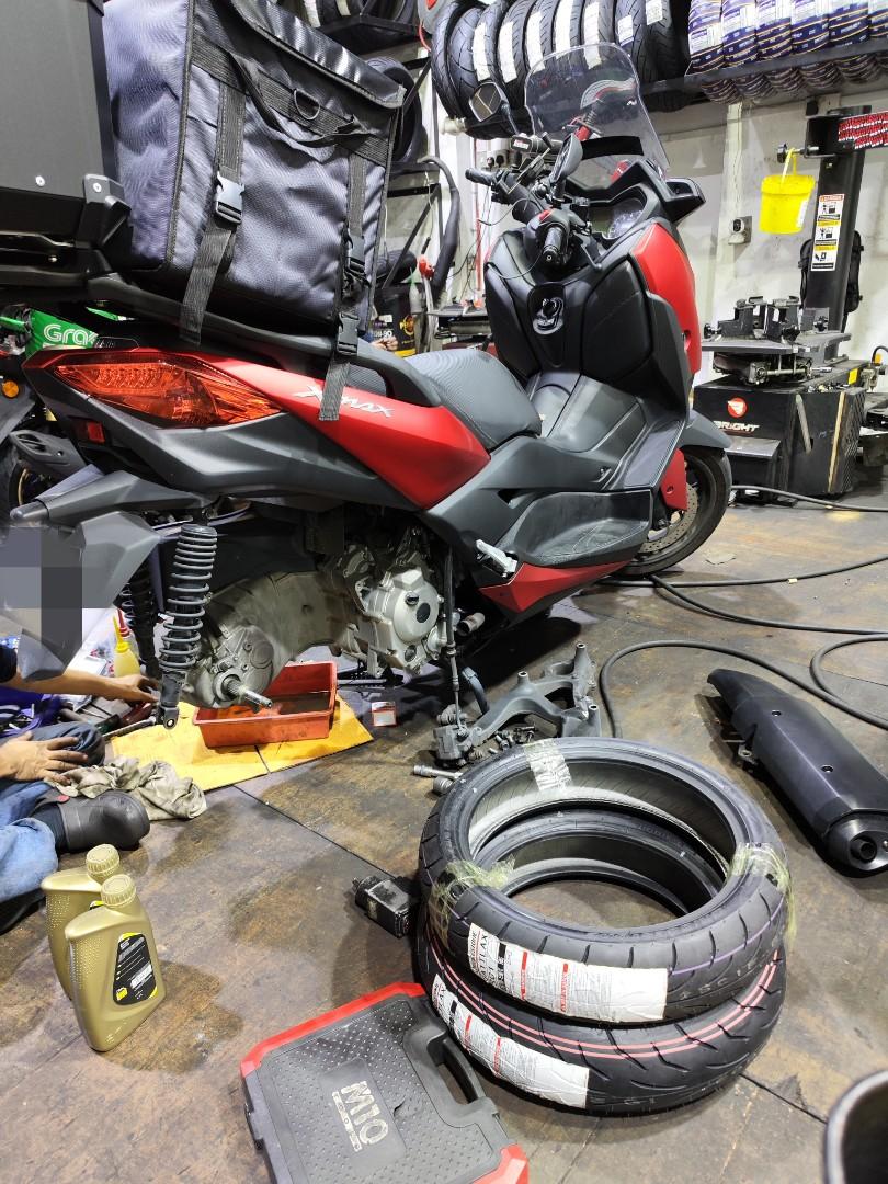 Xmax Battlax Bridgestone Tyre, Motorcycles, Motorcycle Accessories on ...