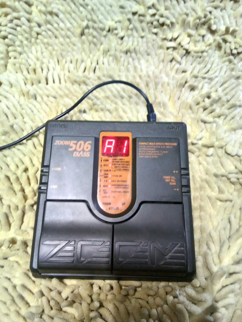 ZOOM 506 BASS GUITAR EFFECTS FOR SALE! [RUSH], Hobbies & Toys, Music ...