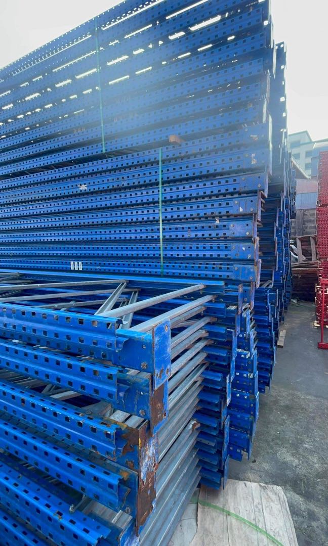 19ft Pallet Rackings Heavy Duty 2 tons per layer, Furniture & Home ...