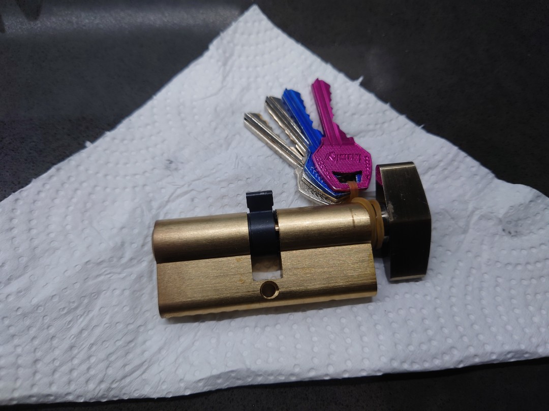 35mm/35mm Door Cylinder Lock, Furniture & Home Living, Security & Locks ...