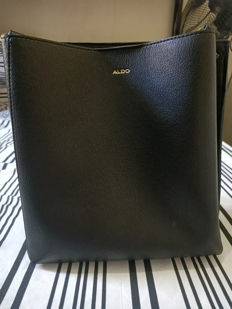 Aldo bucket, Luxury, Bags & Wallets on Carousell
