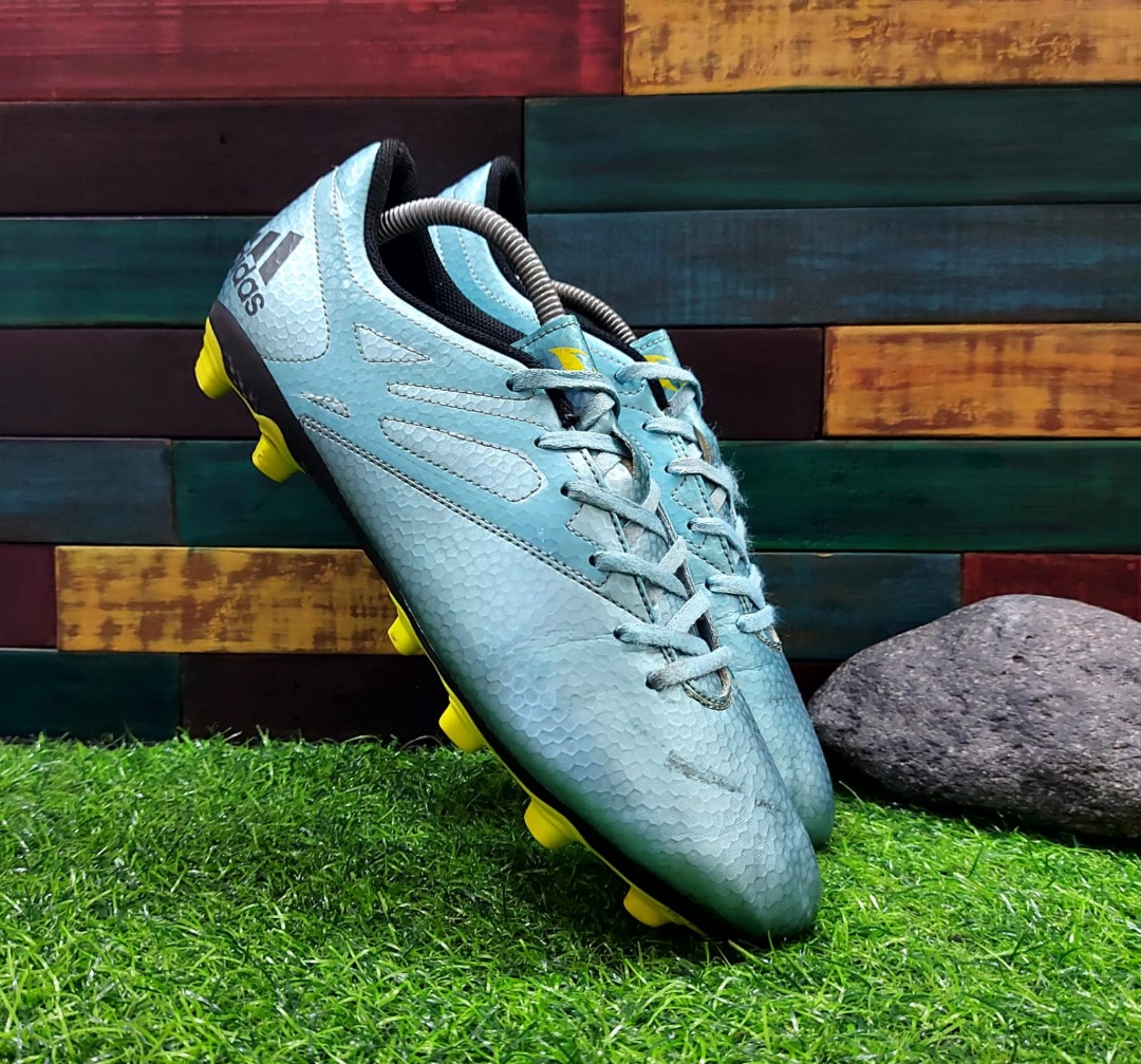 Sepatu Bola Adidas Adizero Terbaru 2022
