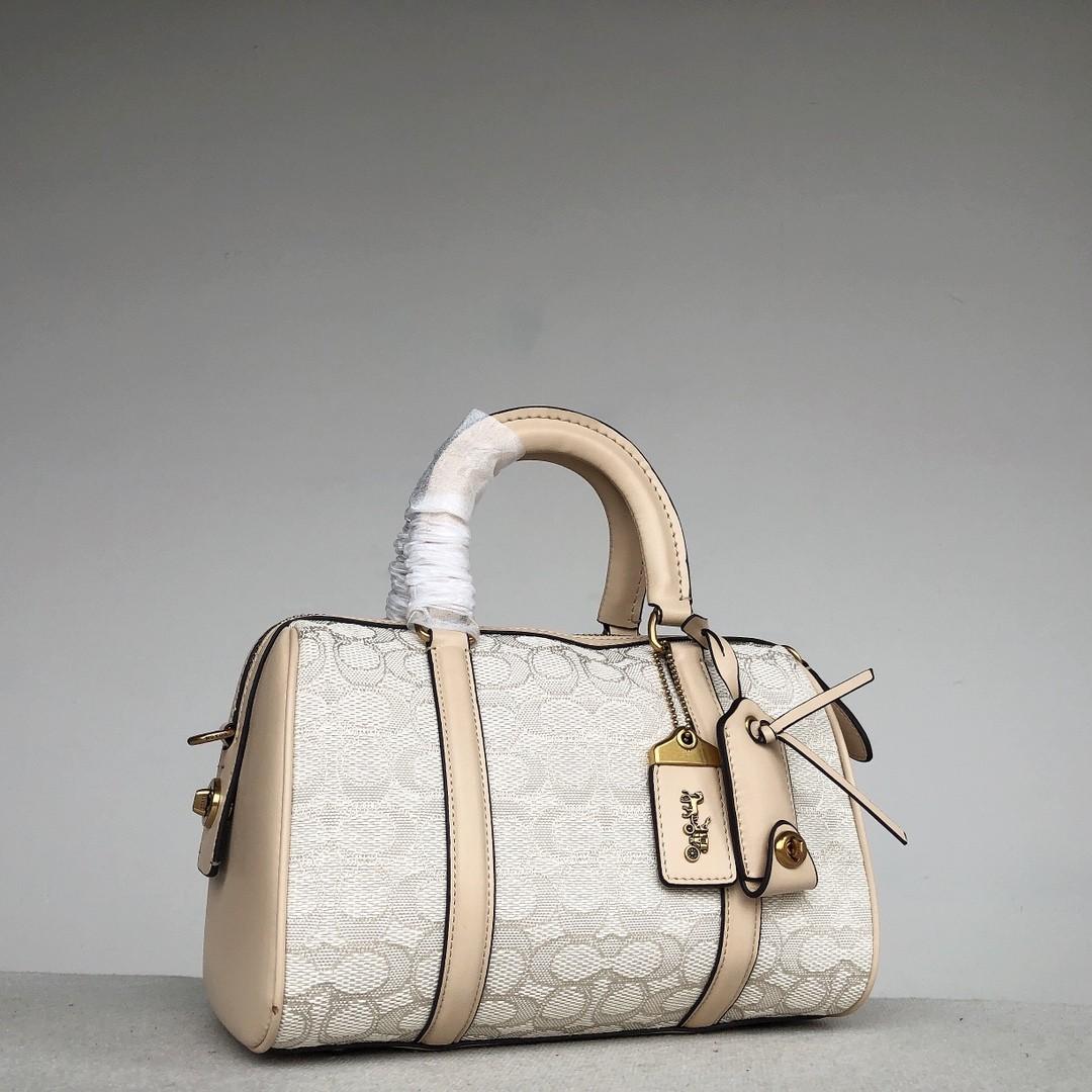 Coach Ruby Satchel 25 in Signature Jacquard Bag, Women's Fashion, Bags ...