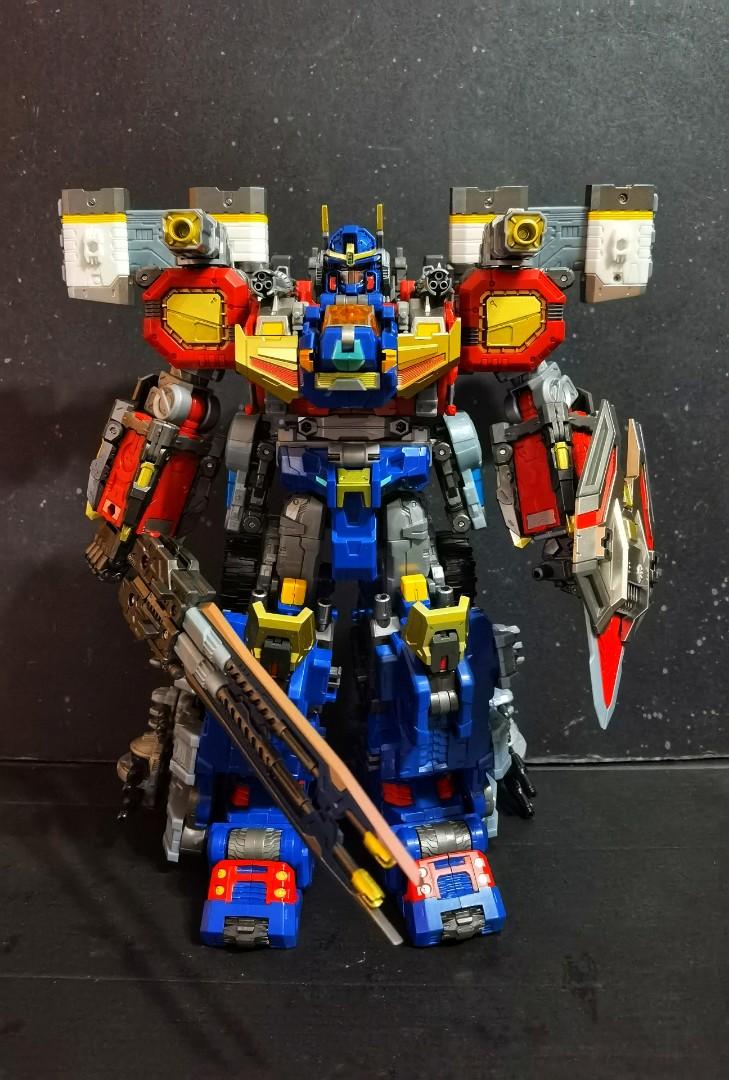 Diaclone Battle Convoy V Max and Powered Greater, Hobbies & Toys, Toys ...