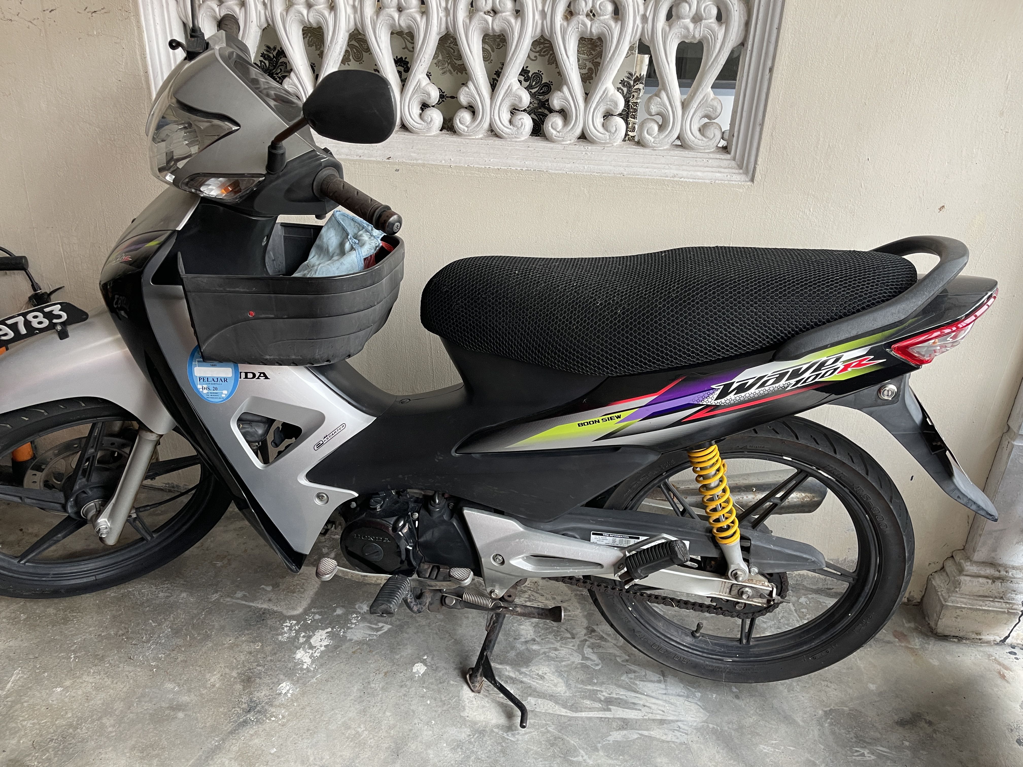 Honda Wave 110R, Motorbikes on Carousell