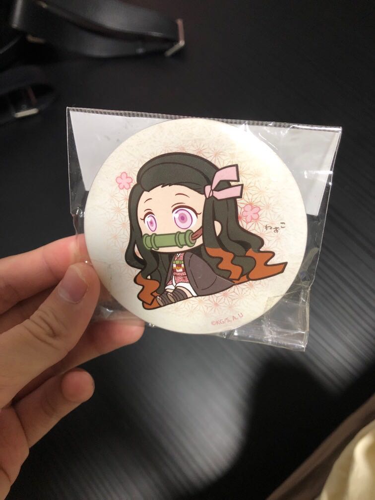 KNY nezuko kamado round can badge, Hobbies & Toys, Memorabilia ...