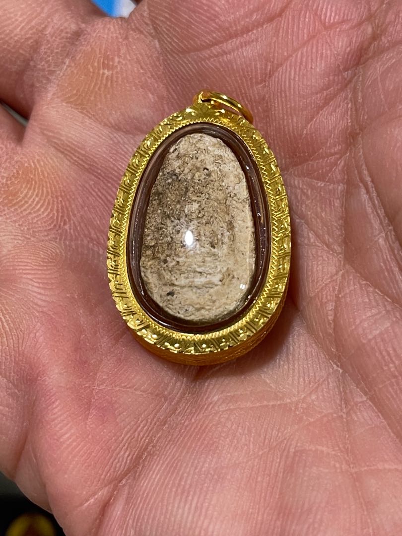 Lp chuay(mix somdej Toh powder) only today price special tml revert ...