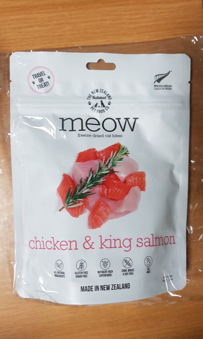 Meow MEOW Chicken & King Salmon Freeze Dried Cat Treats 50g, Pet ...