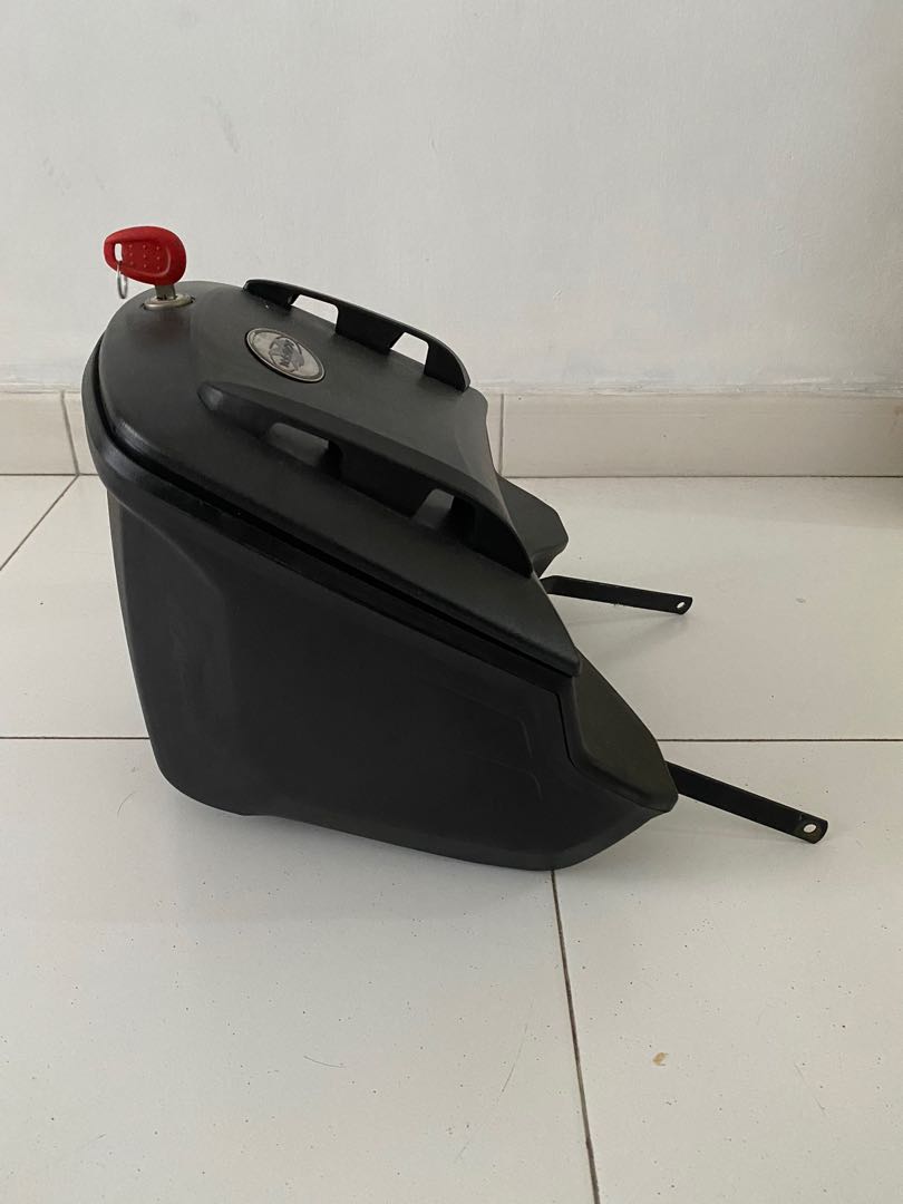 Motorcycle Front Box | Kappa | Spark 135, Motorcycles, Motorcycle ...