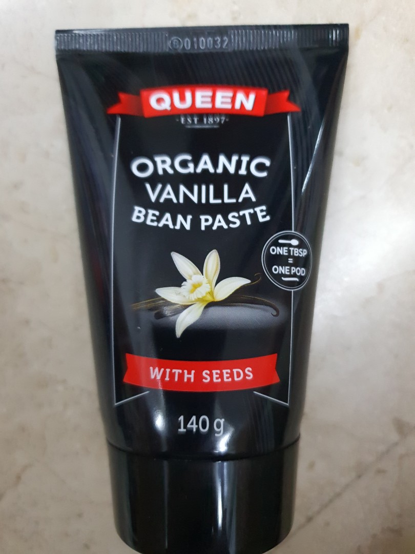 NEW - Queen Organic Vanilla Bean Paste 140g, Food & Drinks, Packaged ...