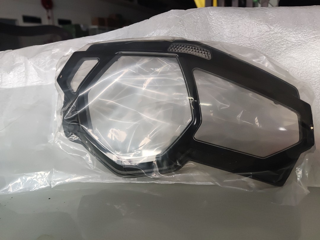 R3 Mt03 original speedometer replacement cover, Motorcycles, Motorcycle ...