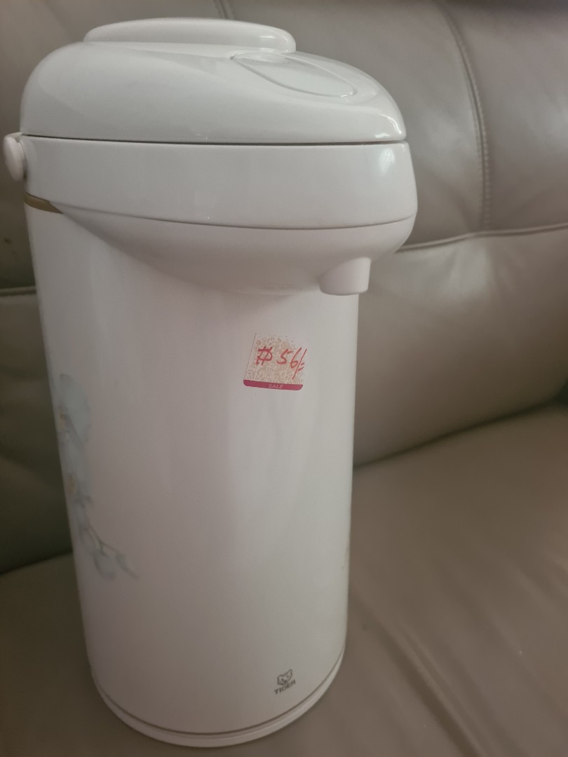 Tiger 3.0l hot/cold water container, Furniture & Home Living ...