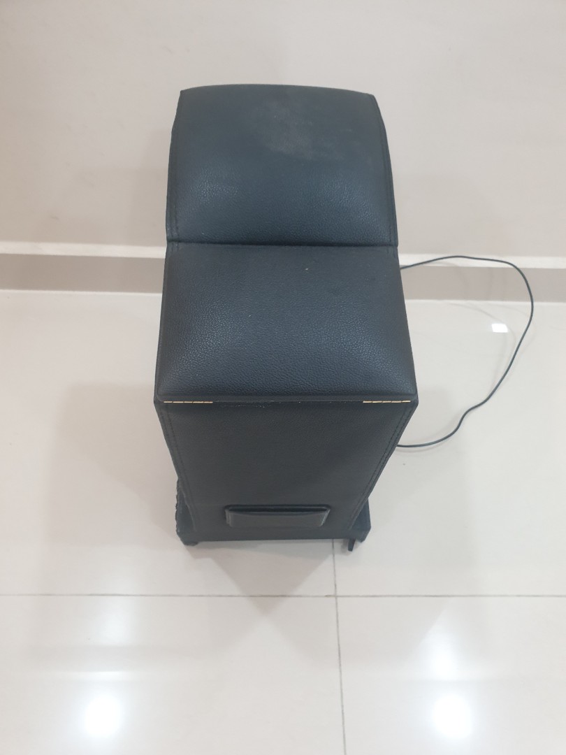 van arm rest with usb port, Car Accessories, Accessories on Carousell