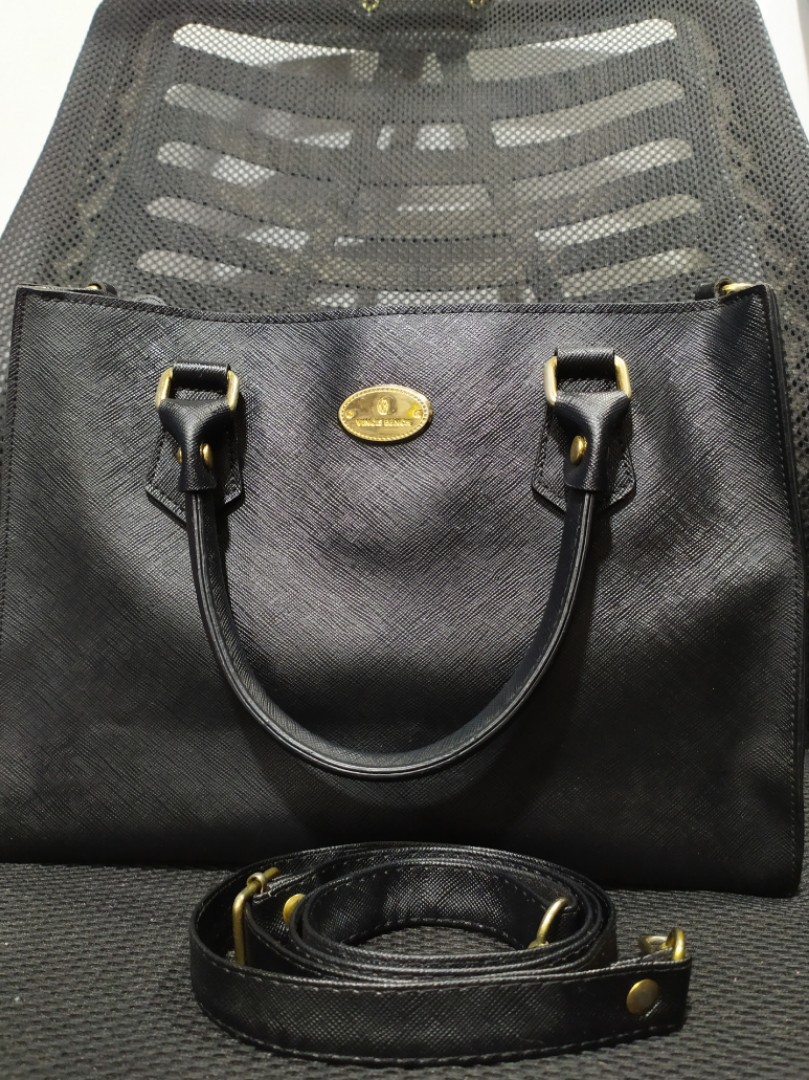 Vincis Bench two way bag, Women's Fashion, Bags & Wallets, Shoulder ...