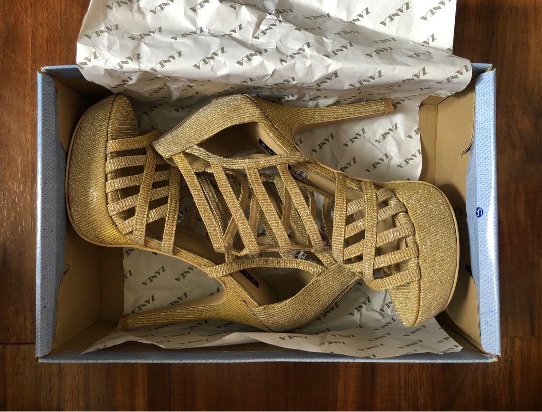 Zanea Pageant Heels, Women's Fashion, Footwear, Heels on Carousell