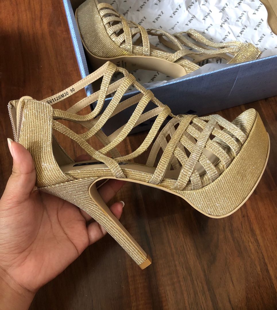 Zanea Pageant Heels, Women's Fashion, Footwear, Heels on Carousell