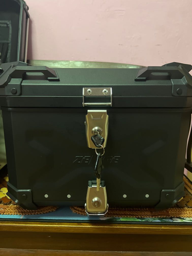 Zedge 45L Top Box, Motorcycles, Motorcycle Accessories on Carousell