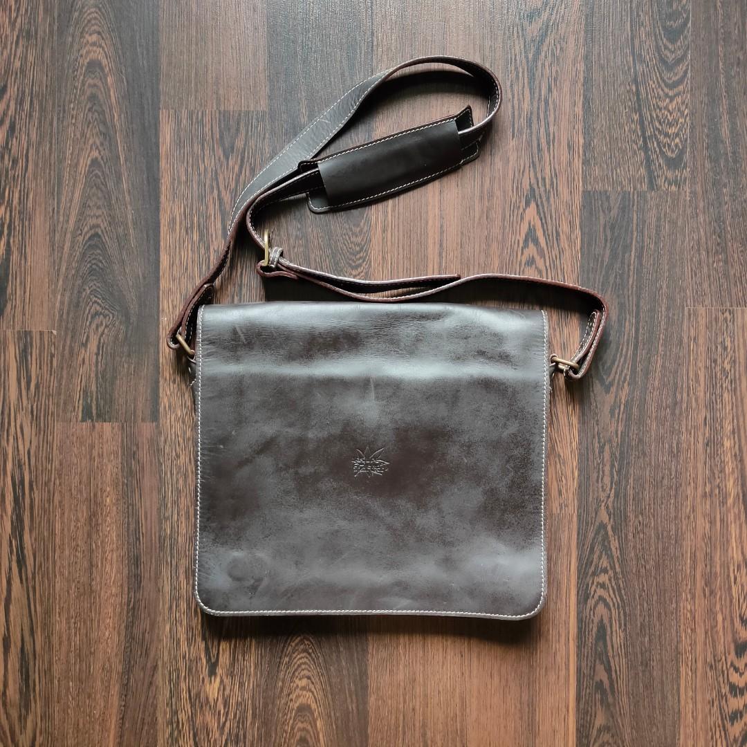 ALBEDO GENUINE LEATHER | Sling Messenger Bag, Men's Fashion, Bags ...