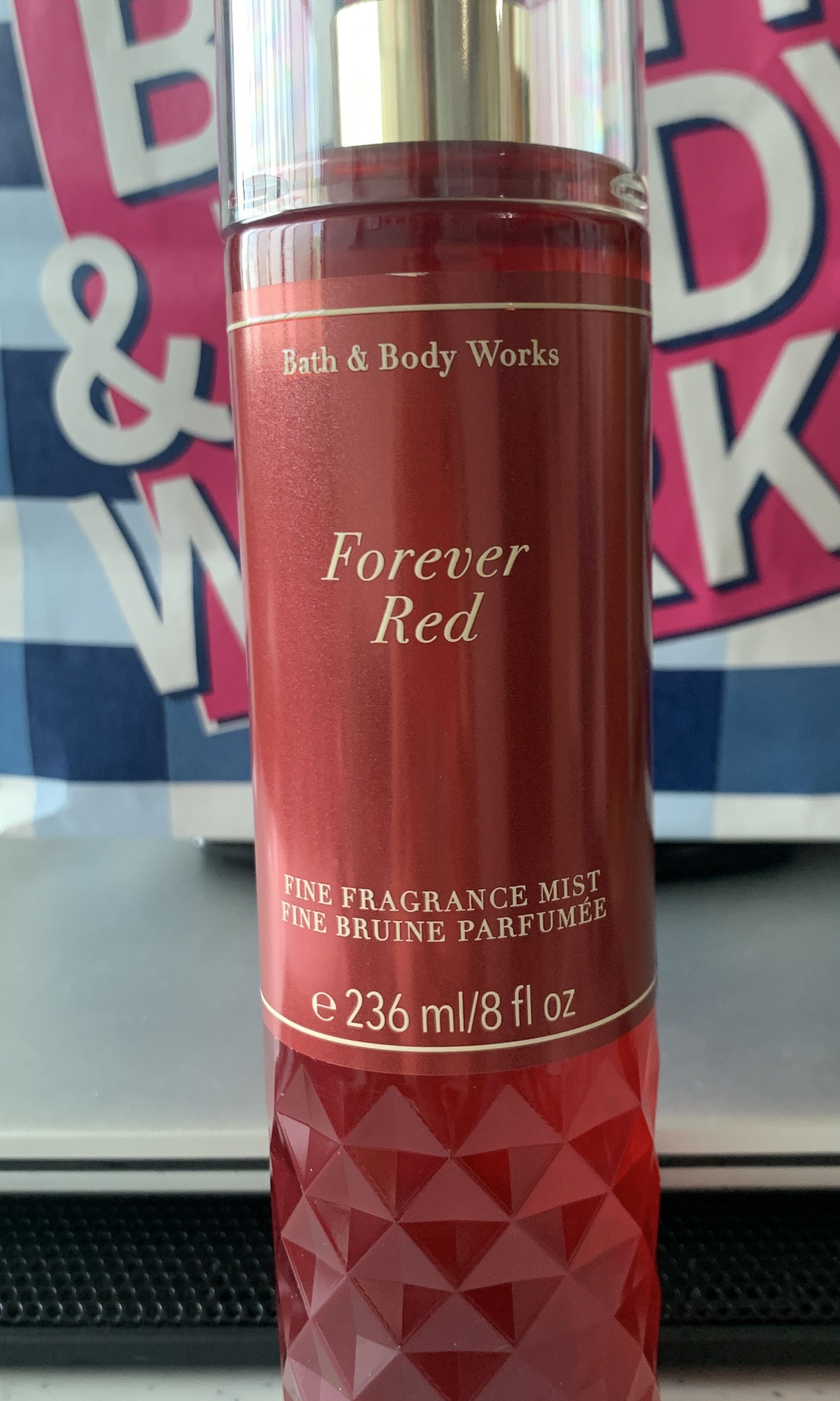 Bath & Body Works Forever Red, Beauty & Personal Care, Fragrance ...