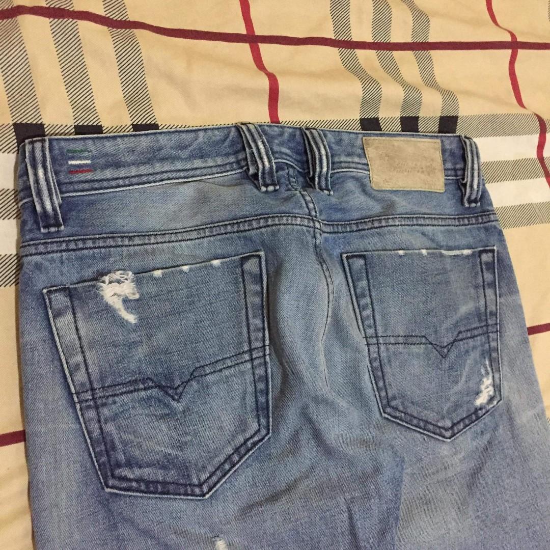 DIESEL VIKER R-BOX, Men's Fashion, Bottoms, Jeans on Carousell