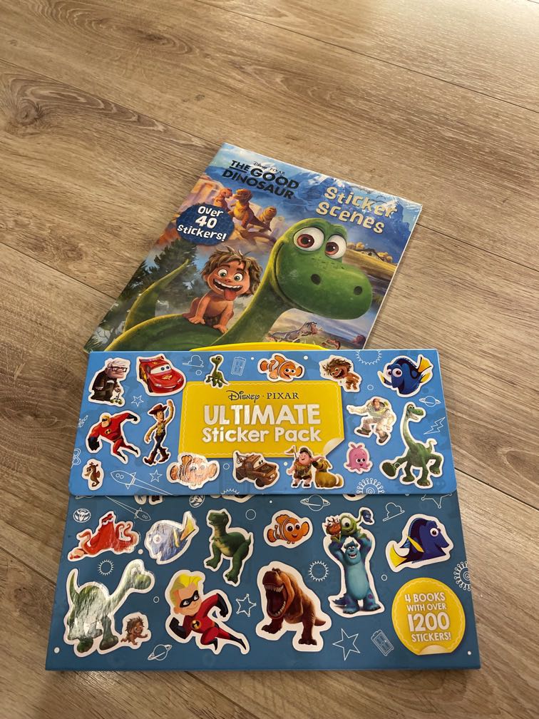 Disney PIXAR Sticker Pack, 興趣及遊戲, 書本 & 文具, 兒童書籍 - Carousell
