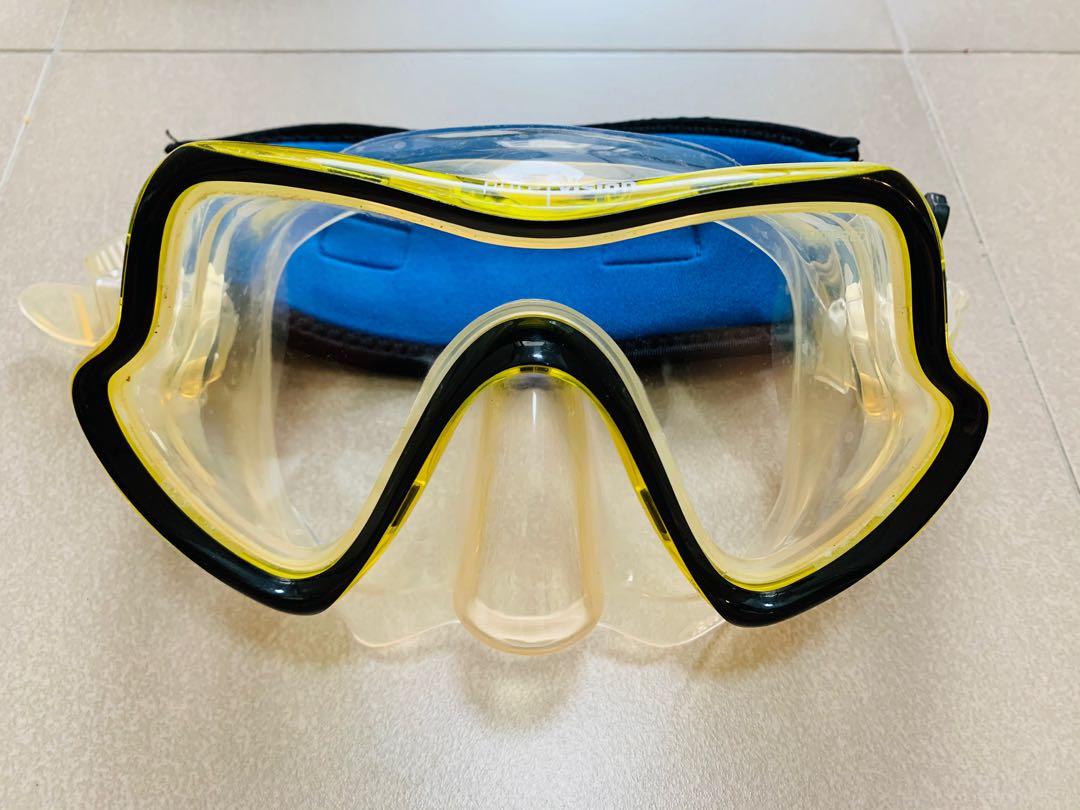 Diving mask, snorkel and booties - Mares and IST Proline, Sports ...