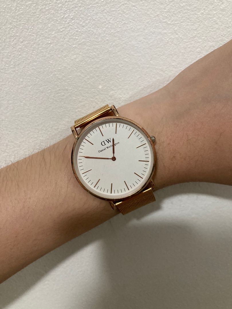 DW Watch, Women's Fashion, Watches & Accessories, Watches on Carousell