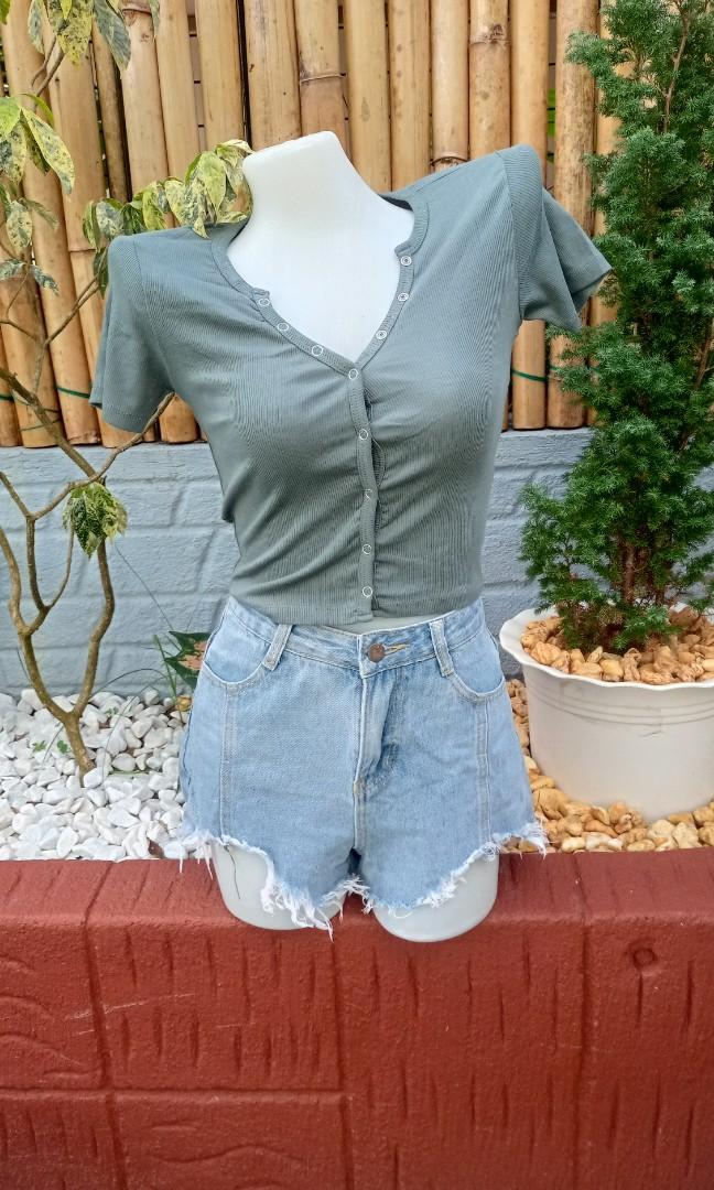 Factorie Button Top, Women's Fashion, Tops, Blouses on Carousell