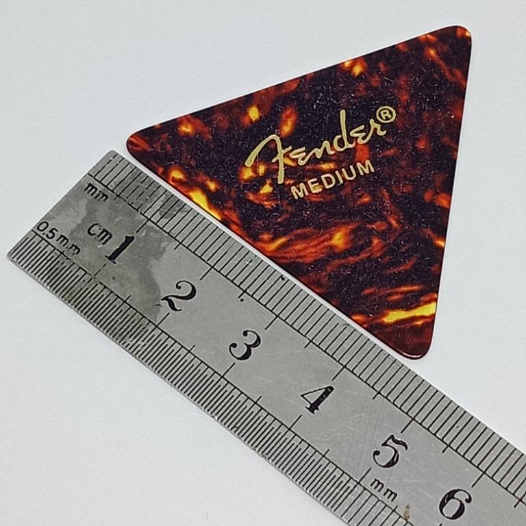 Authentic Fender Triangle Pick, Hobbies & Toys, Music & Media, Music ...