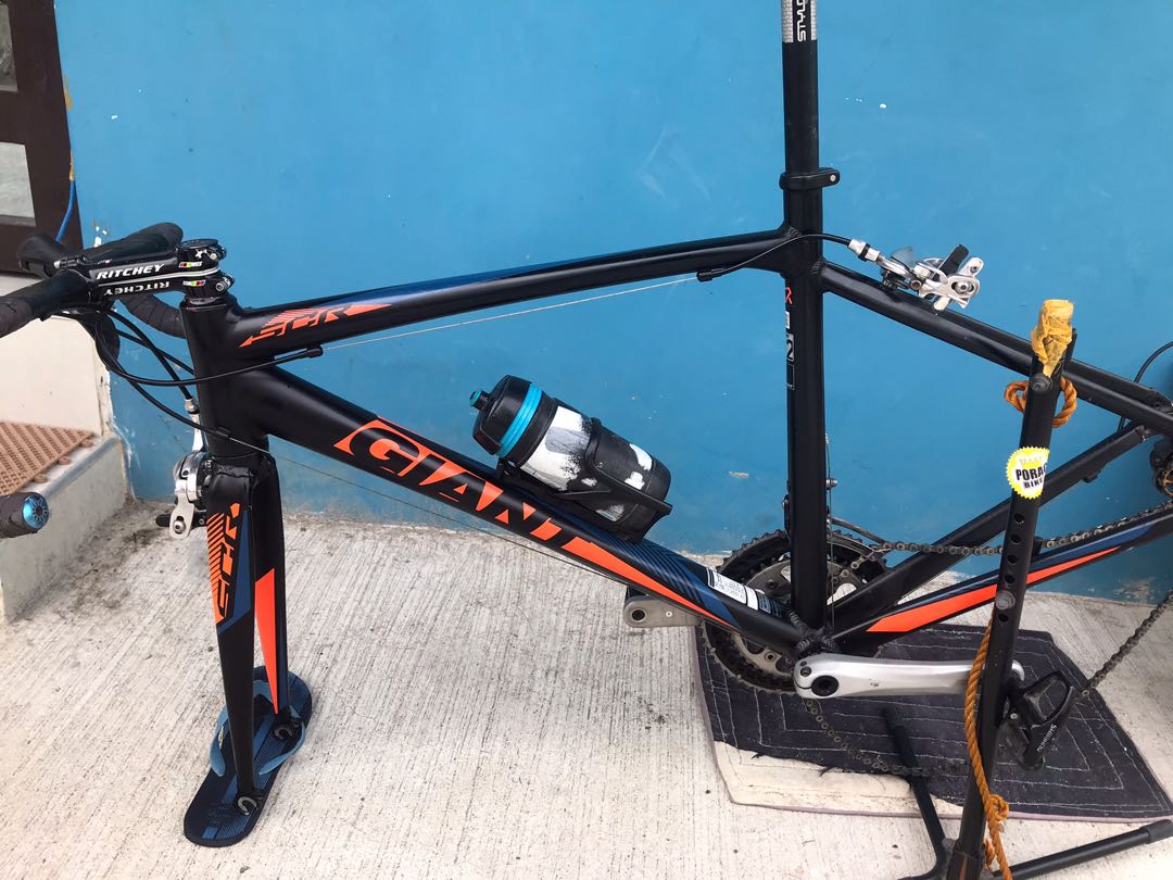Giant scr frame set, Sports Equipment, Bicycles & Parts, Bicycles on ...