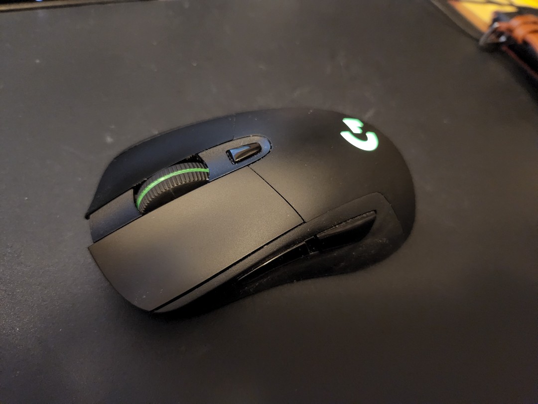 Logitech G703 Lightspeed (slightly worn on right side), 電腦＆科技, 電腦周邊及配件 ...
