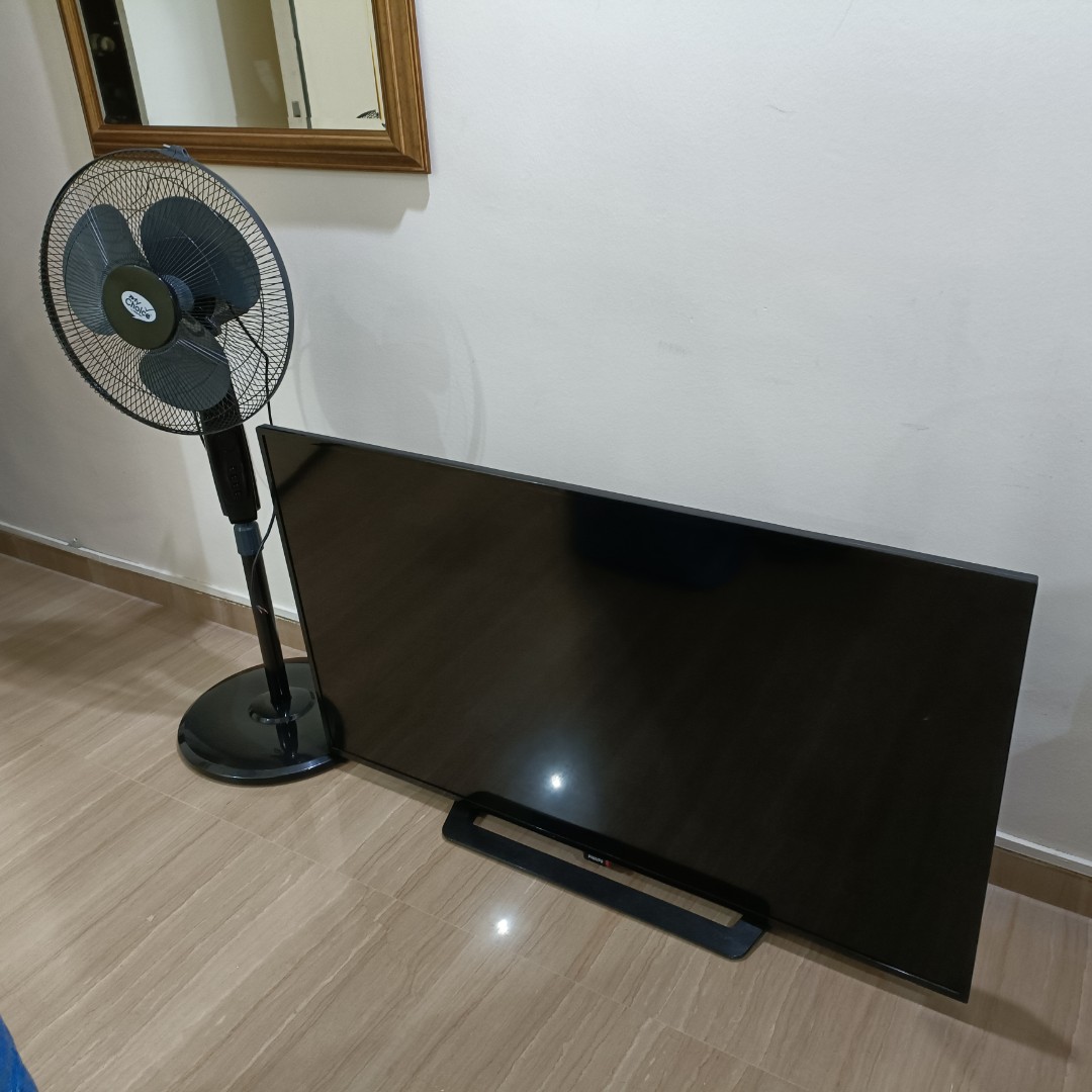 Philips TV and Stand fan, TV & Home Appliances, TV & Entertainment, TV ...