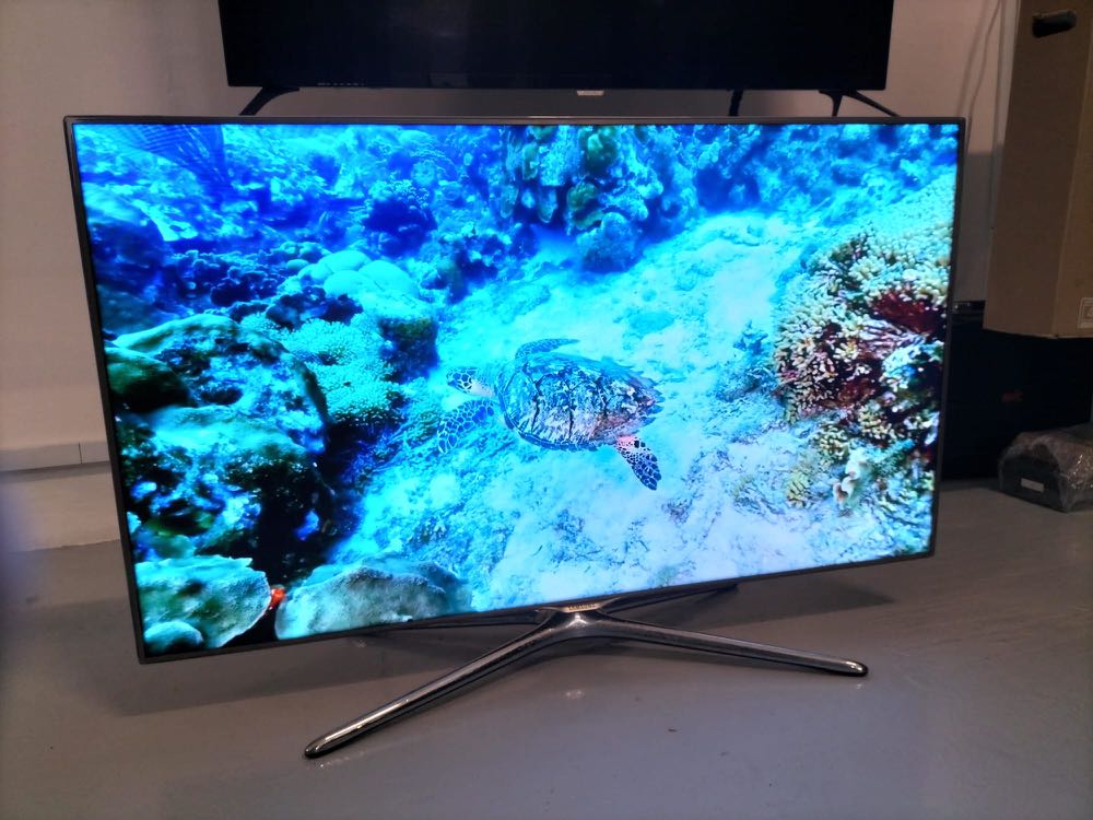 Samsung 46" smart tv UA46F7100 Condition: 8/10 $350 Delivery add $50 ...