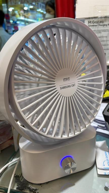 (現貨)SAMSUNG ITFIT RECHARGEABLE DESK FAN 無線搖頭座枱風扇, 家庭電器, 冷氣機及暖風機 - Carousell