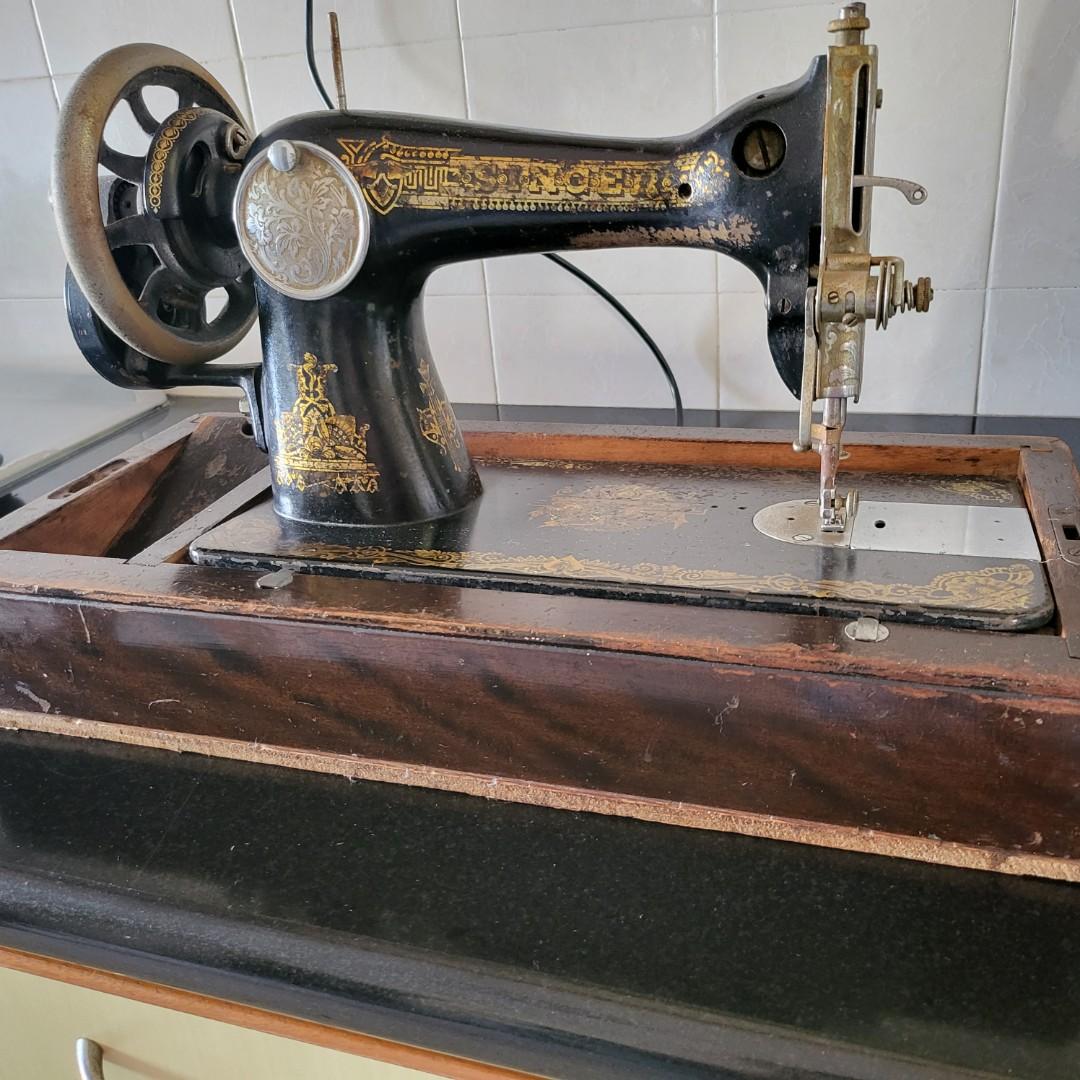 Singa sweing machine, Hobbies & Toys, Memorabilia & Collectibles ...