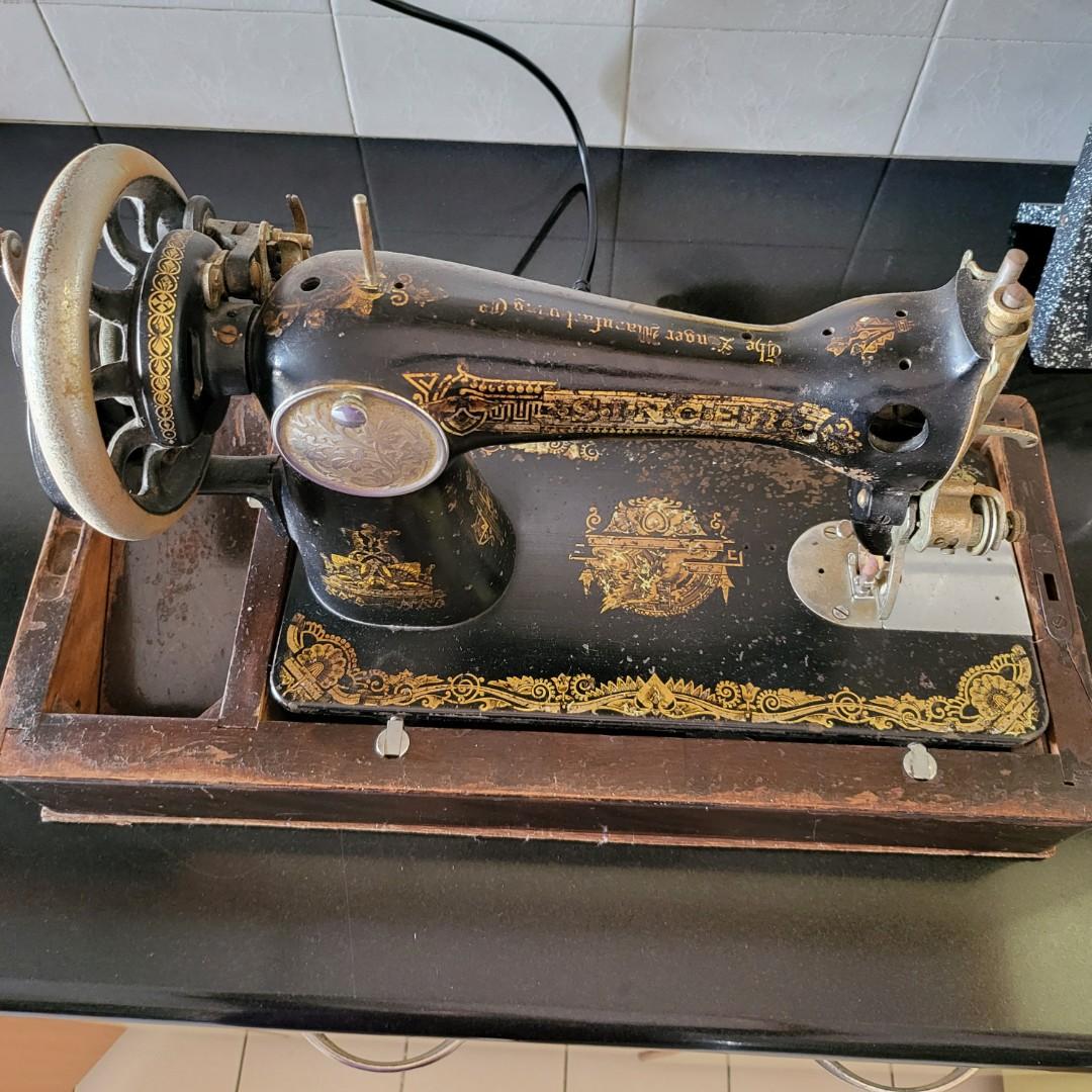 Singa sweing machine, Hobbies & Toys, Memorabilia & Collectibles ...