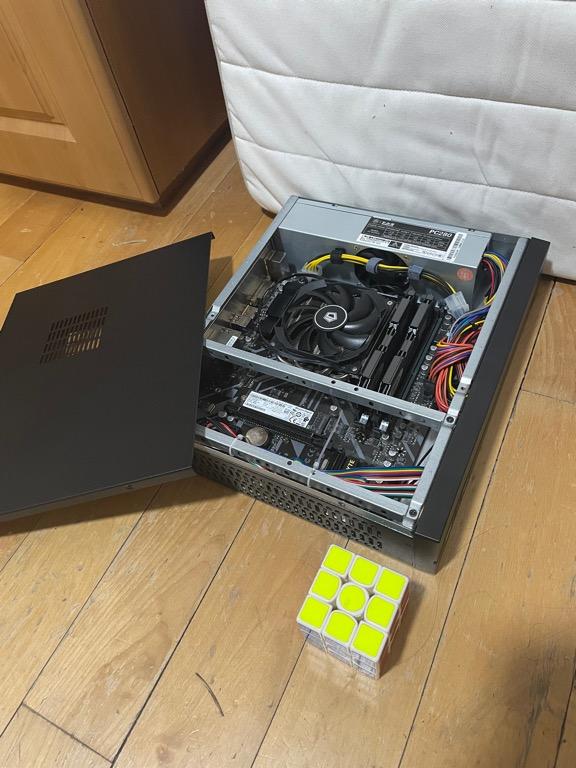 [Tiny Beast!][can nego] Gaming PC ITX APU AMD 2400G 16GB RAM + 256GB ...