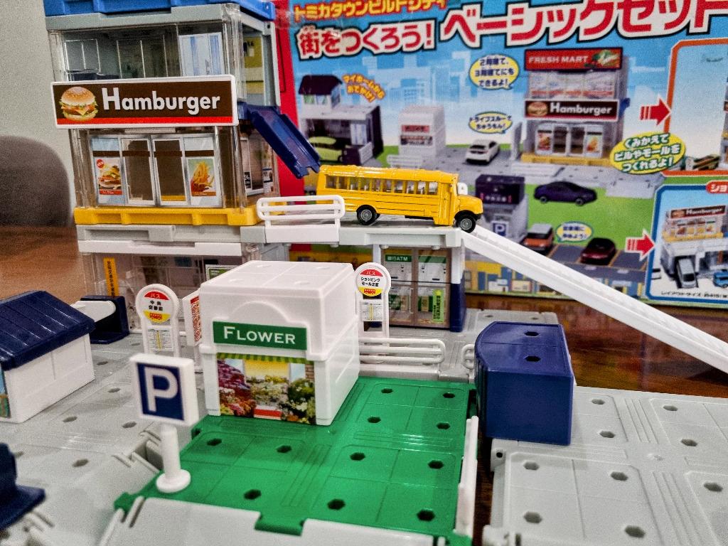 Tomica Town Build City Basic Playset by Takara Tomy, Hobbies & Toys ...