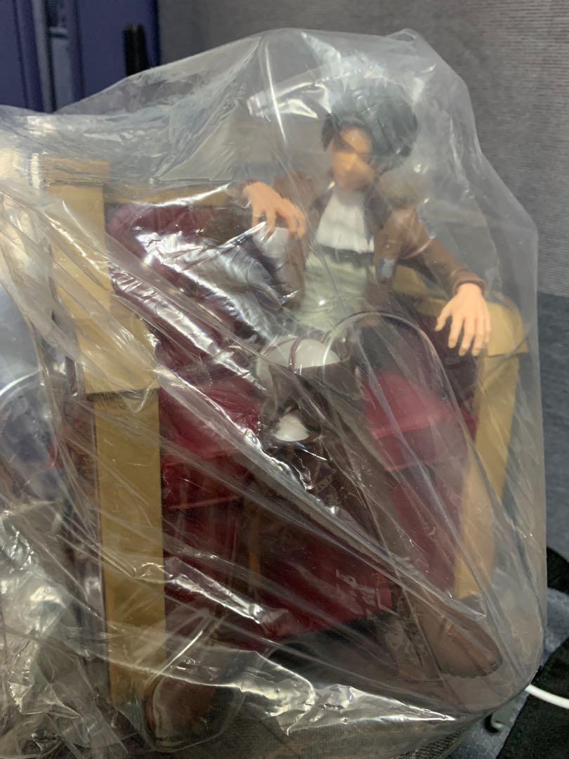 USJ Exclusive Captain Levi Popcorn Bucket, Hobbies & Toys, Toys & Games ...