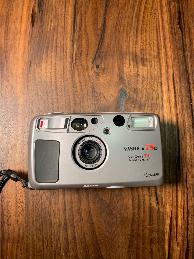 Yashica T5D film camera, Photography, Cameras on Carousell