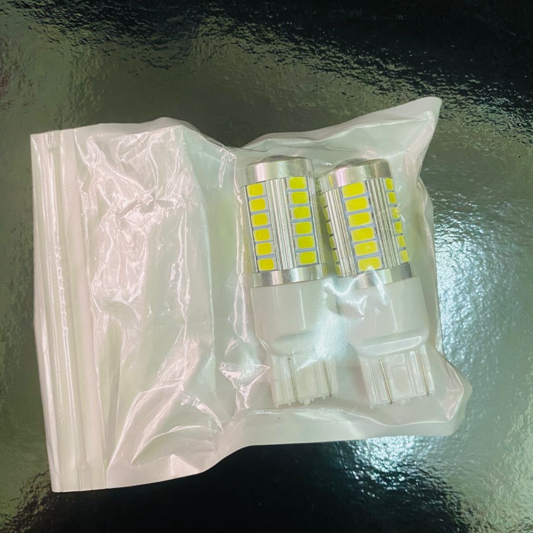 2 LED BRIGHT REVERSE LIGHT - WHITE, Auto Accessories on Carousell