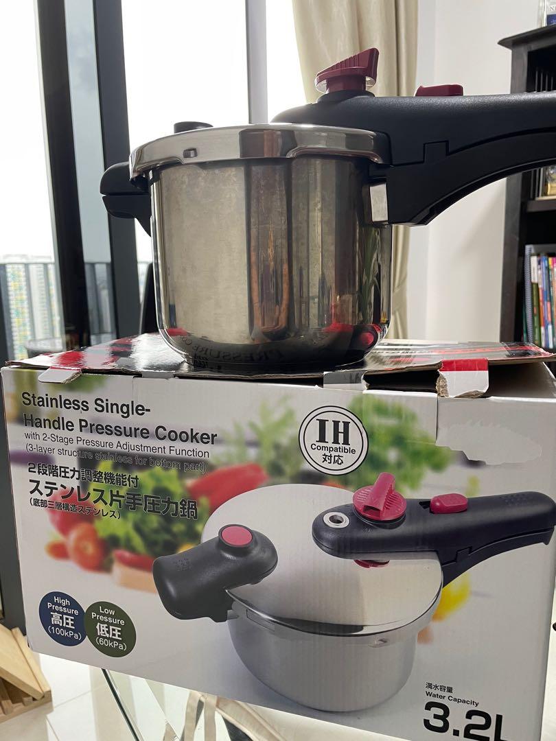 3.2L Pressure cooker (all types of stove), TV & Home Appliances ...