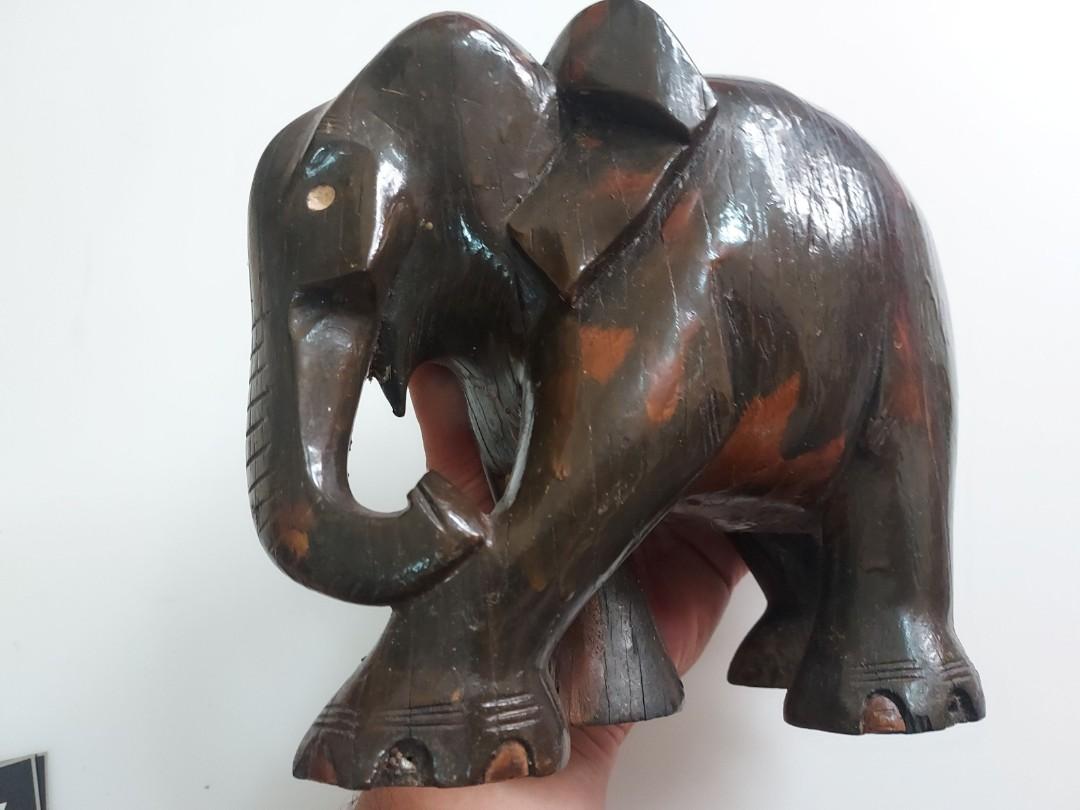 ANTIK KAYU REPLIKA GAJAH, Hobbies & Toys, Collectibles & Memorabilia ...