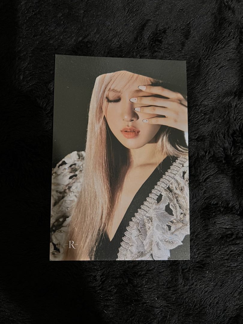 Blackpink Rosè Postcard, Hobbies & Toys, Memorabilia & Collectibles, K-Wave on Carousell