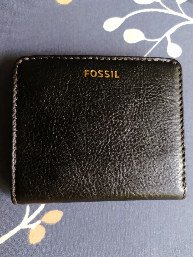 FOSSIL Bi-fold Slim Wallet, Women's Fashion, Bags & Wallets, Wallets ...