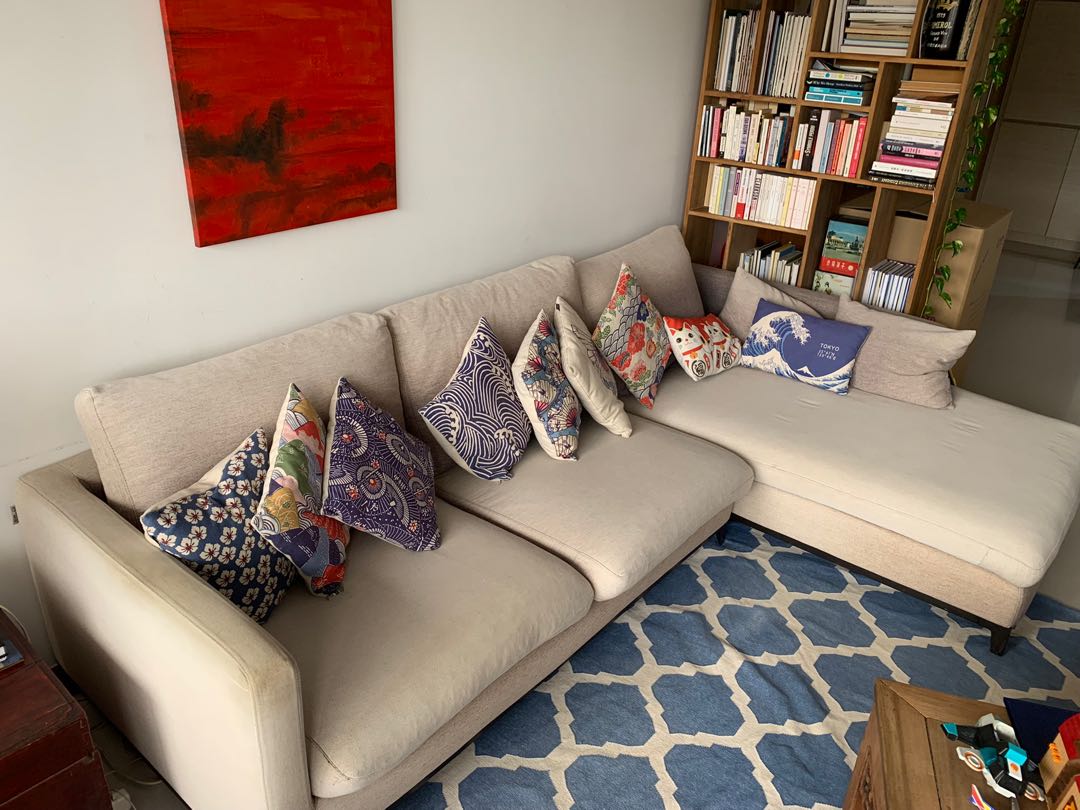 free sofa, Furniture & Home Living, Furniture, Sofas on Carousell